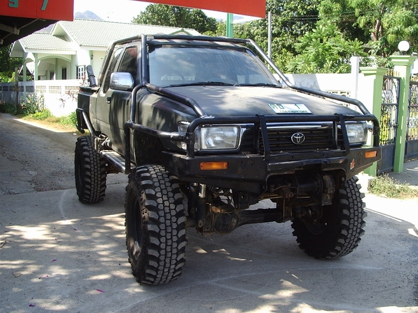 Toyota Hilux LN106
